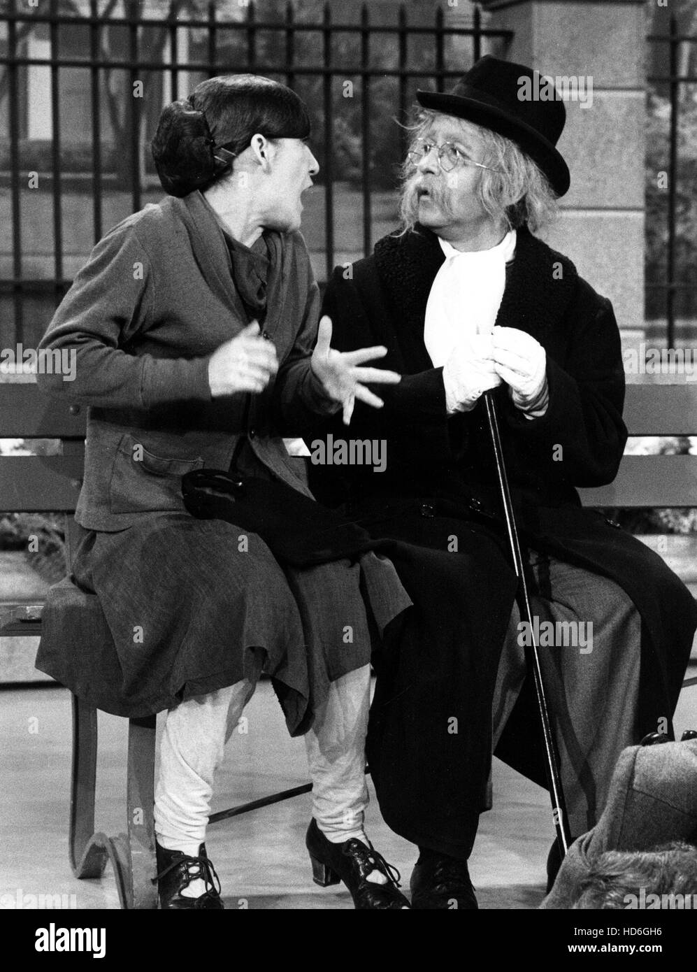 Ruth buzzi laugh in hi-res stock photography and images - Alamy