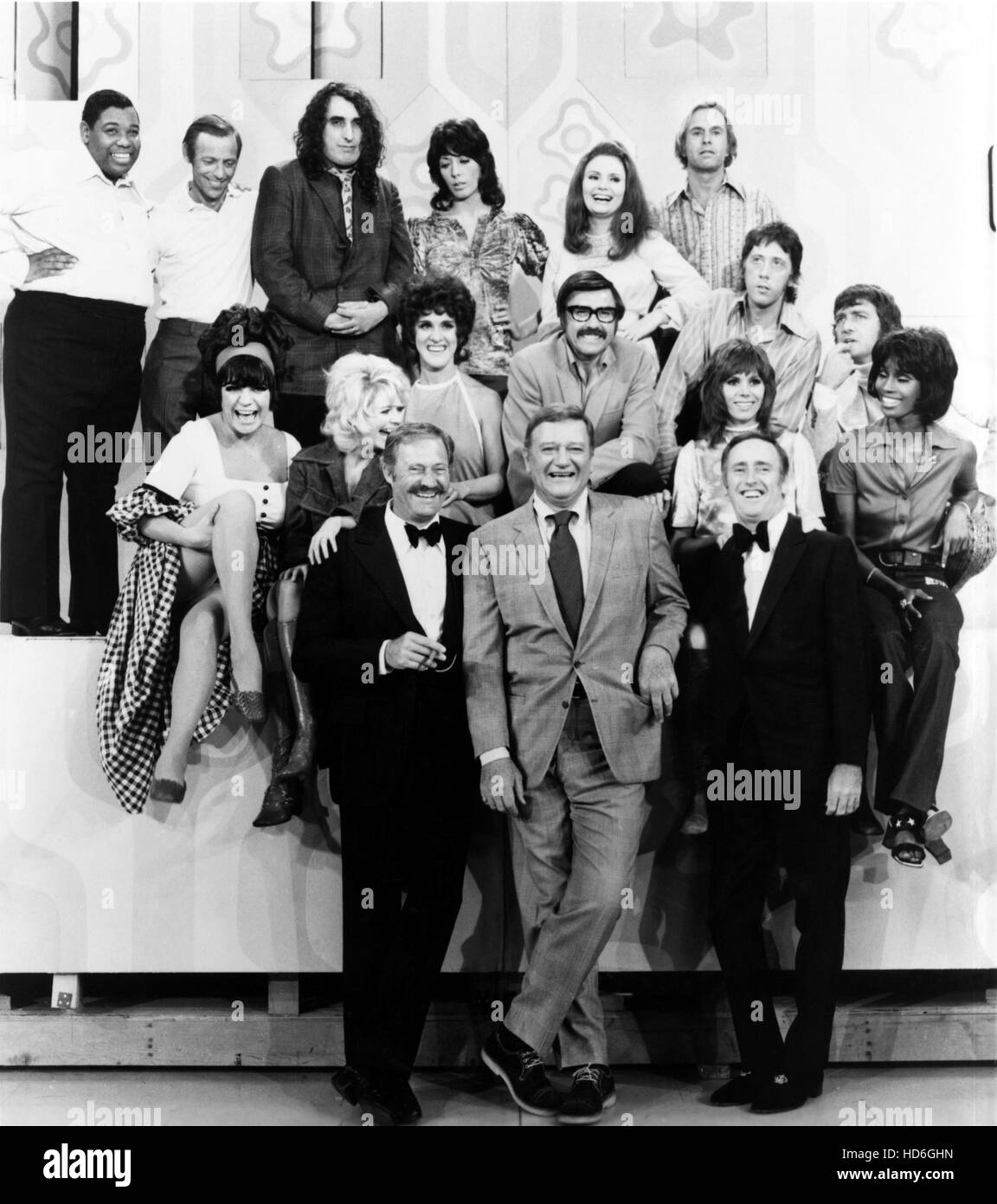 ROWAN AND MARTIN'S LAUGH-IN, (front row) Dan Rowan, John Wayne, Dick ...