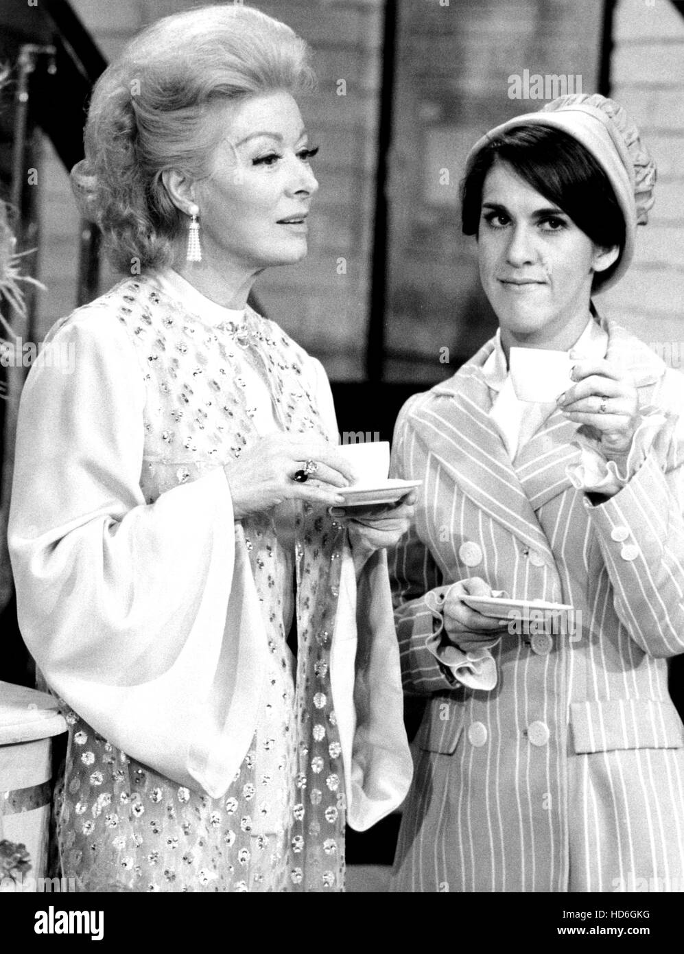 ROWAN AND MARTIN'S LAUGH-IN, Greer Garson, Ruth Buzzi, (Season 3 ...