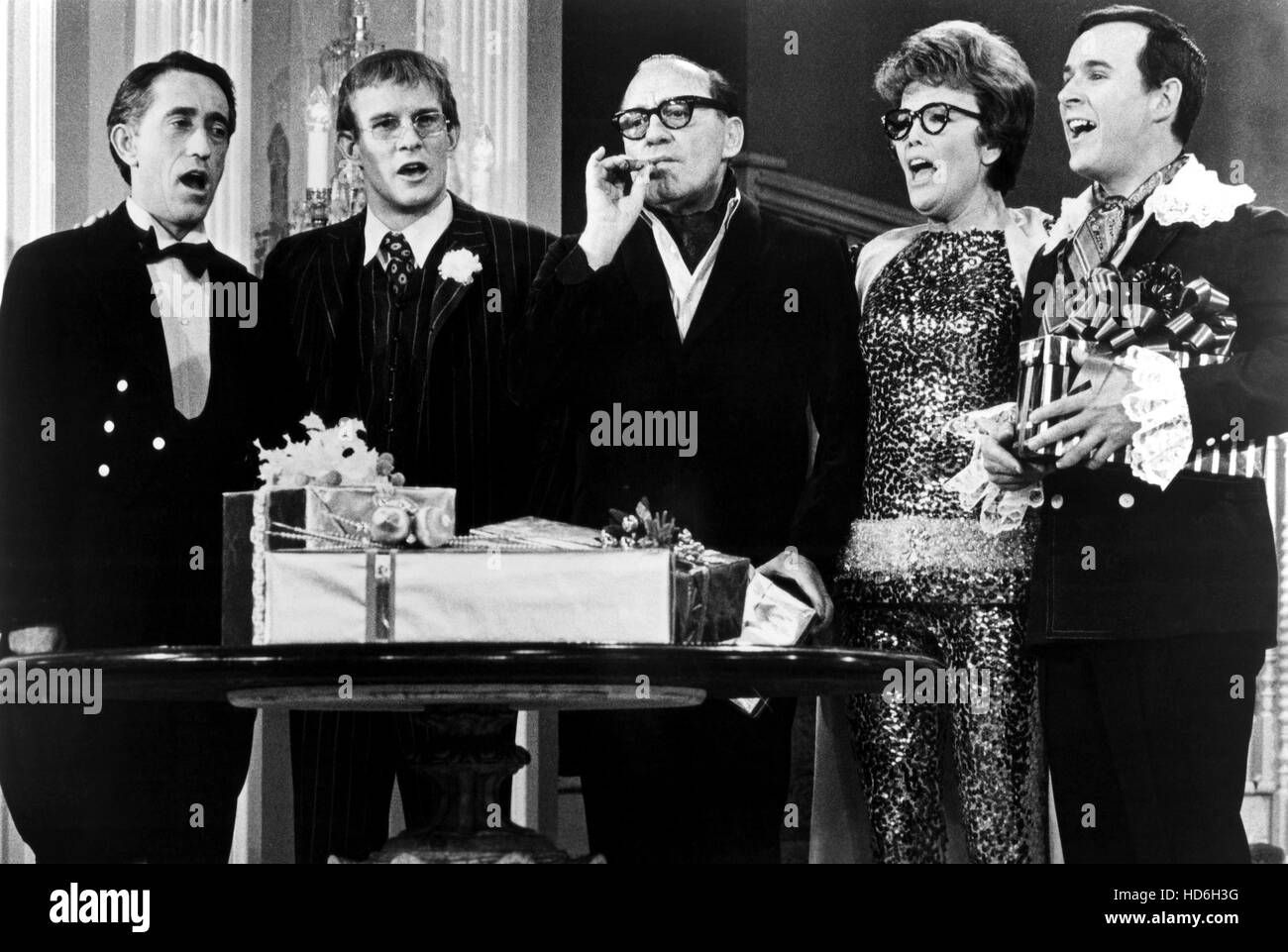 THE SMOTHERS BROTHERS COMEDY HOUR, Pat Paulsen, Tom Smothers, Jack Benny, Nanette Fabray, Dick ...