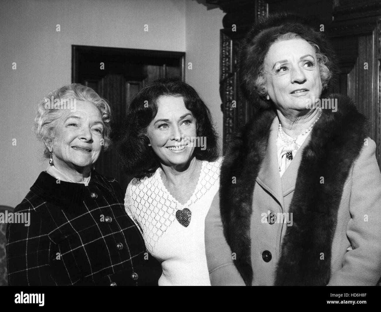 THE SNOOP SISTERS, from left: Helen Hayes, Paulette Goddard, Mildred ...