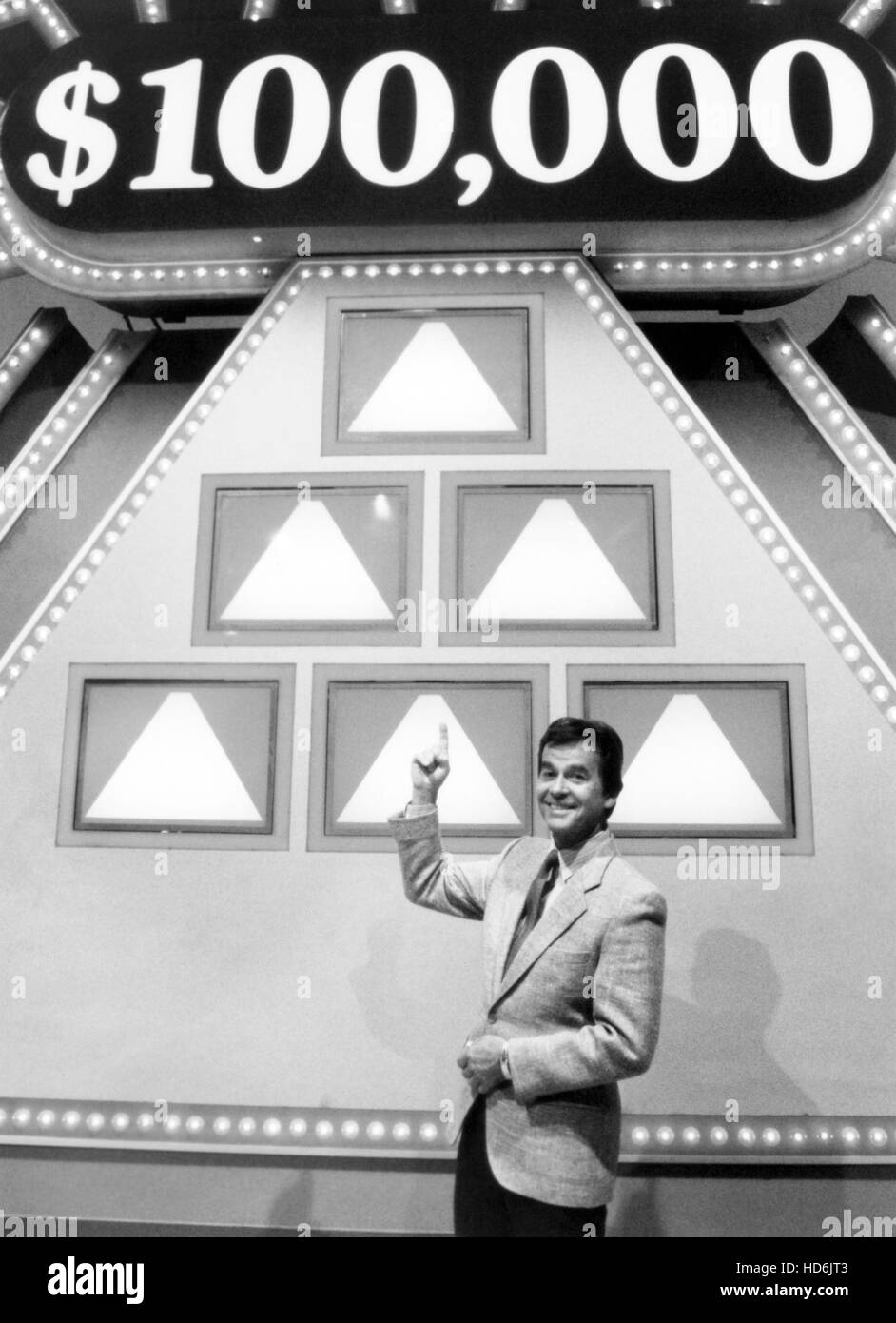 THE $25,000 PYRAMID (aka $100,000 PYRAMID), host Dick Clark, (1985 ...