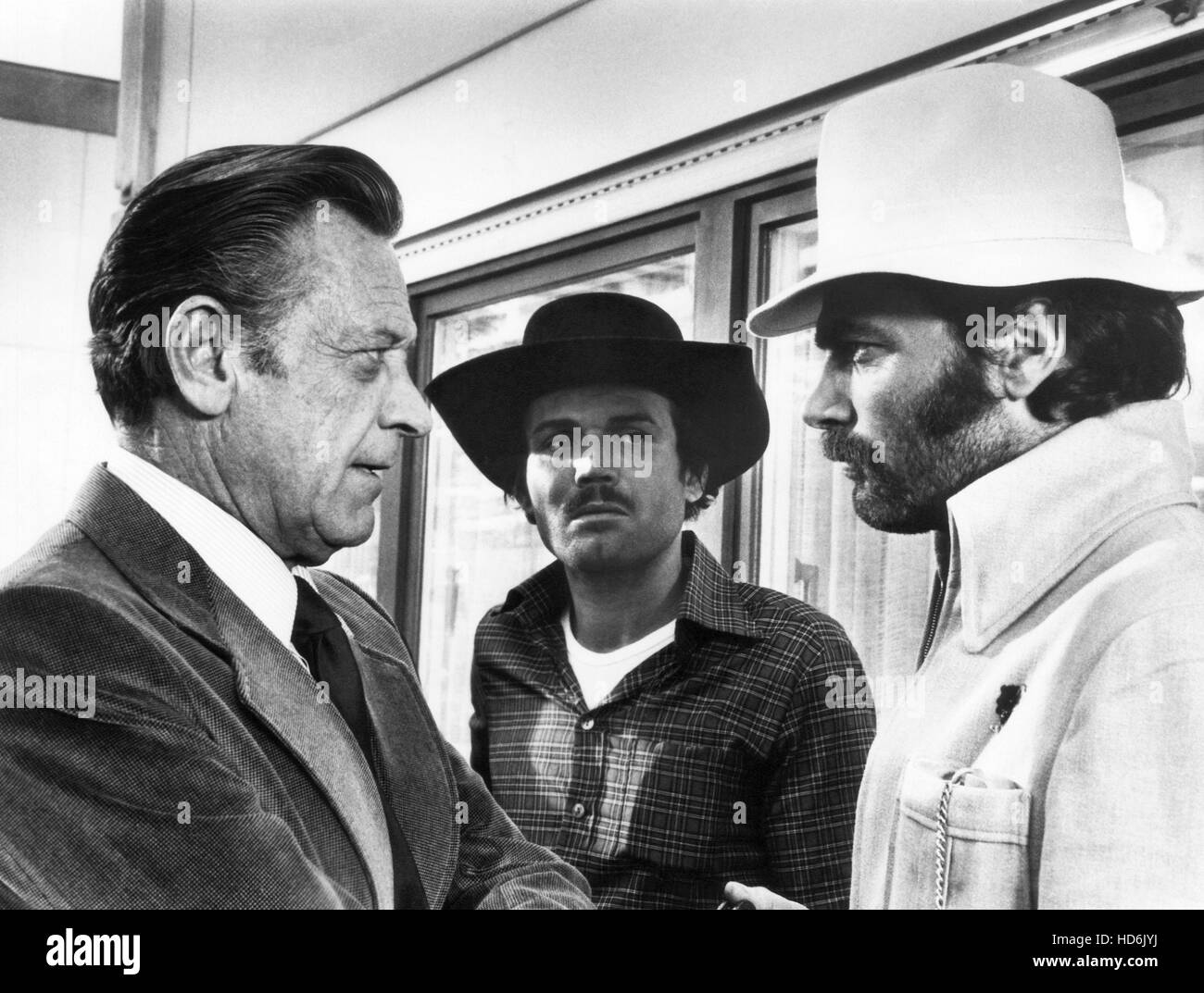 TWENTY-ONE HOURS AT MUNICH, from left: William Holden, Dan Van Husen ...