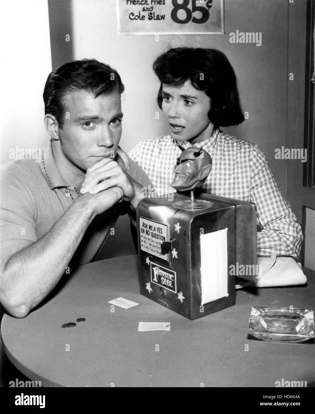 TWILIGHT ZONE, 1959-63, William Shatner, Patricia Breslin, 'The Nick of ...