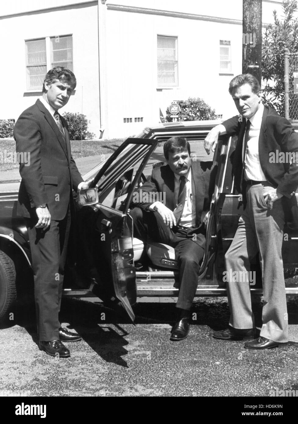 UNSOLVED MYSTERIES, from left: Richard Griffin, Lloyd Bulman, Robert Stack, 1987-2002, © NBC ...