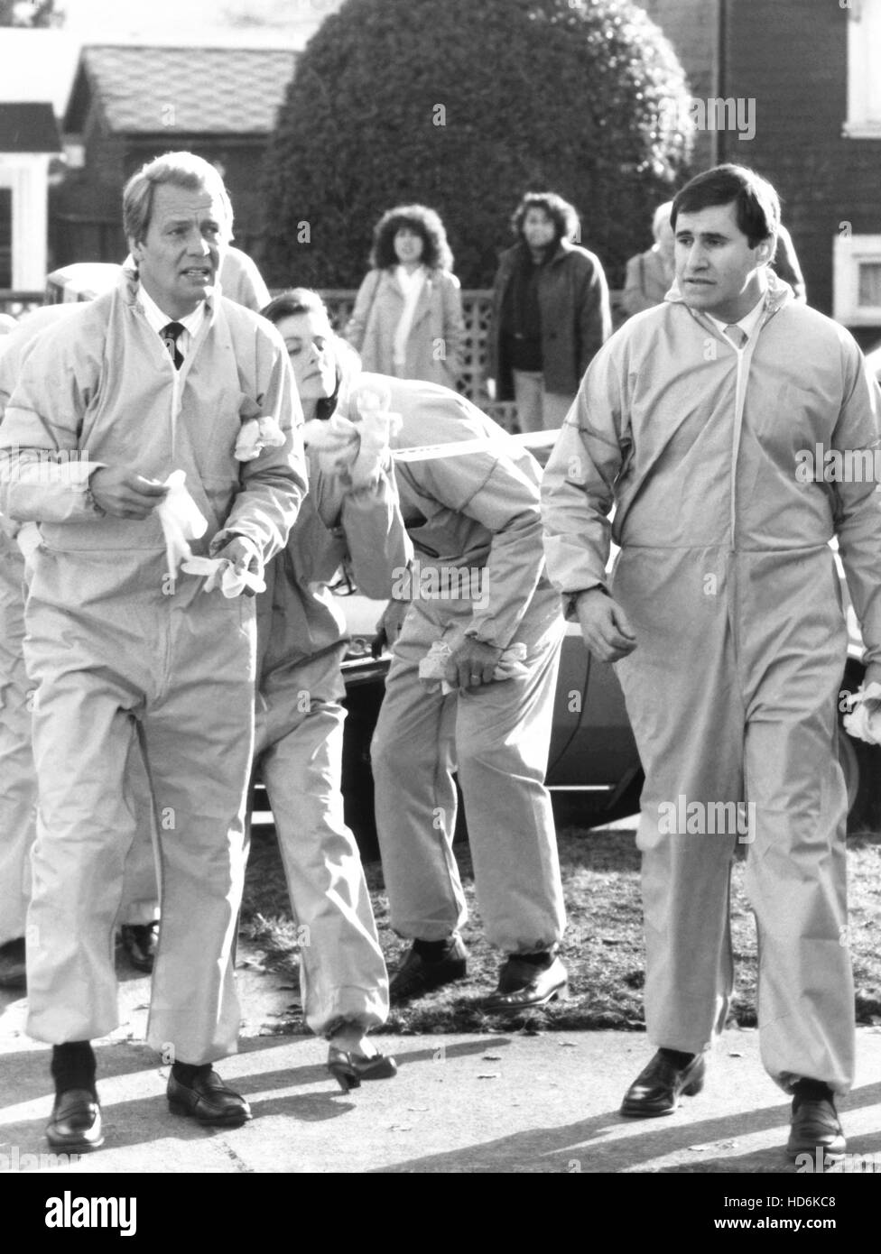 UNSUB, from left: David Soul, Jennifer Hetrick (rear), Richard Kind ...