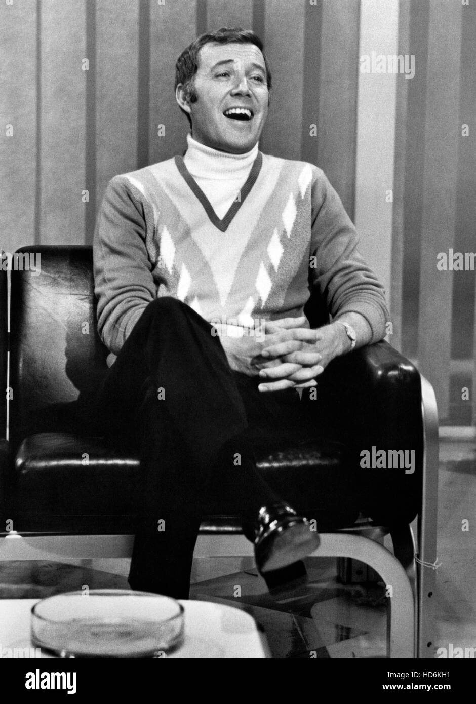 THE VAL DOONICAN SHOW, Val Doonican, (1971), 1970-75 Stock Photo - Alamy