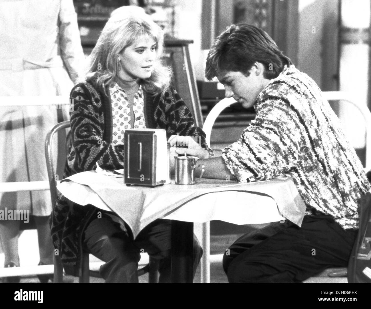 THE HOGAN FAMILY, (aka VALERIE'S FAMILY, aka VALERIE), from left ...