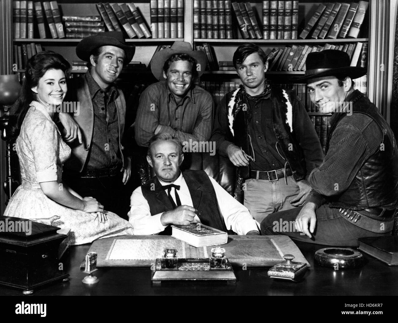 VIRGINIAN, Roberta Shore, Clu Gulager, Doug McClure, Lee J. Cobb, Randy ...