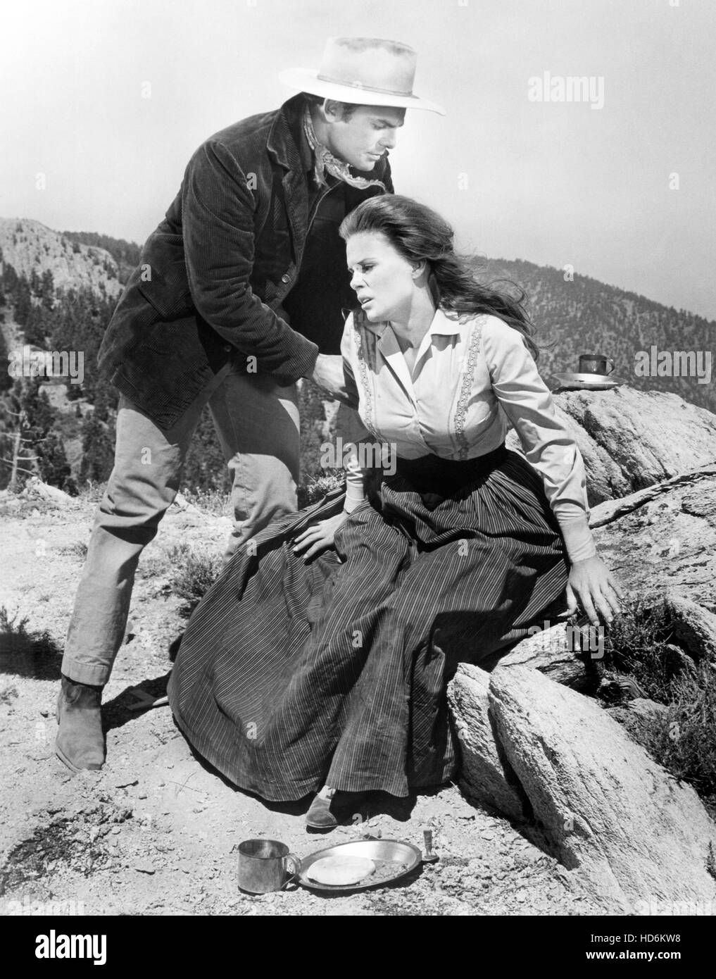THE VIRGINIAN (aka THE MEN FROM SHILOH), from left): John Saxon, Sara ...