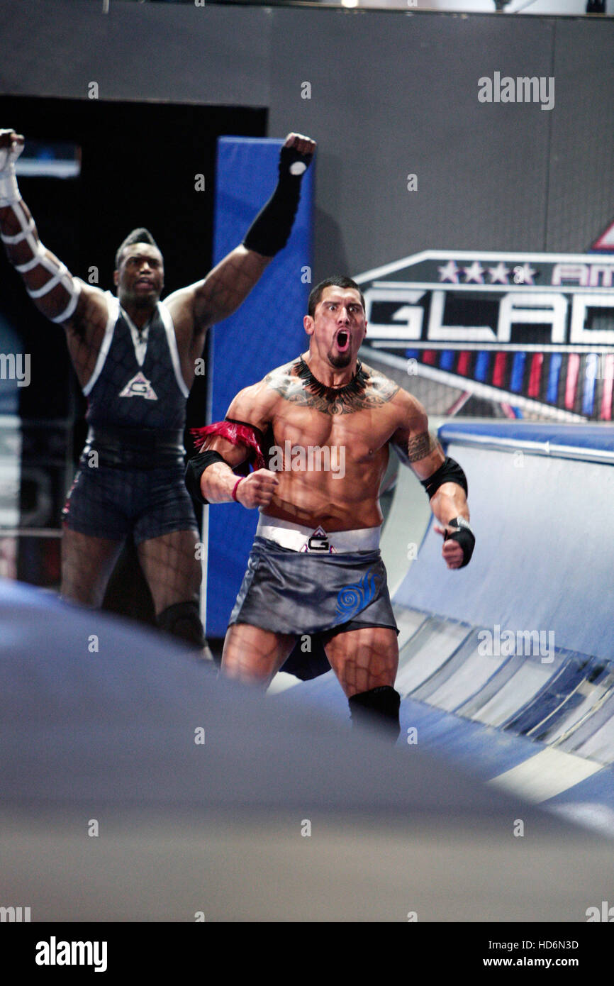 AMERICAN GLADIATORS, Justice (aka Justice Smith), Toa (aka Tanoai Reed ...