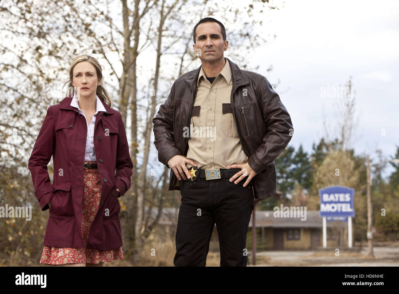 BATES MOTEL, l-r: Vera Farmiga, Nestor Carbonell in 'Nice Town You ...