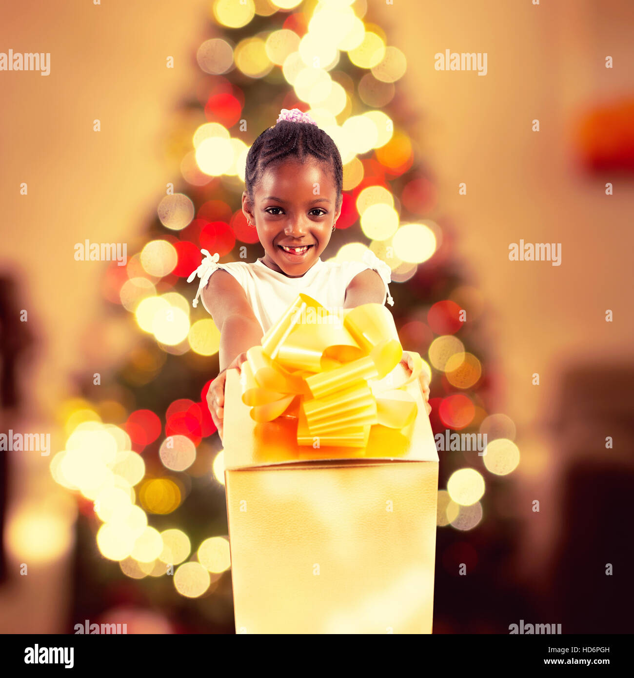 Children receive gifts hi-res stock photography and images - Alamy