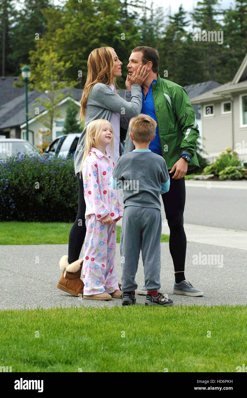 BOND OF SILENCE, (clockwise, from top left): Kim Raver, David Cubitt ...