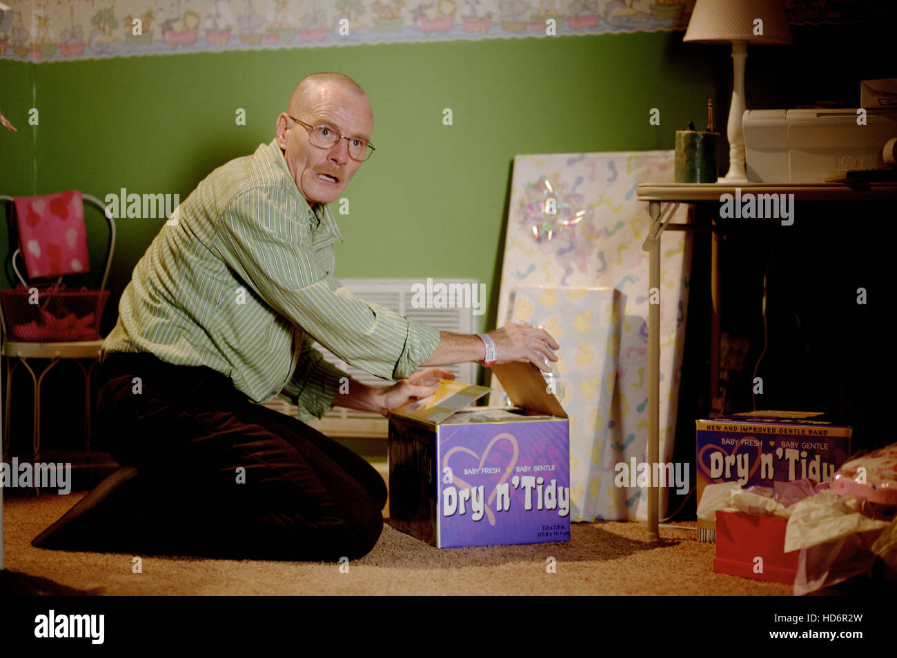 BREAKING BAD, Bryan Cranston, ' Bit by a Dead Bee ', (Season 2, episode ...