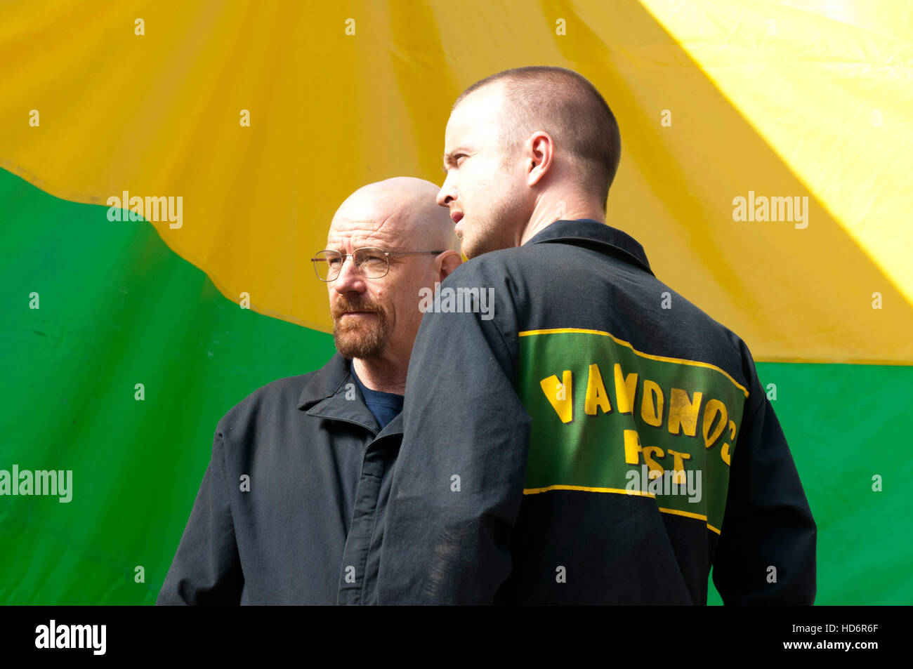 BREAKING BAD, (from left): Bryan Cranston, Aaron Paul, 'Hazard Pay ...