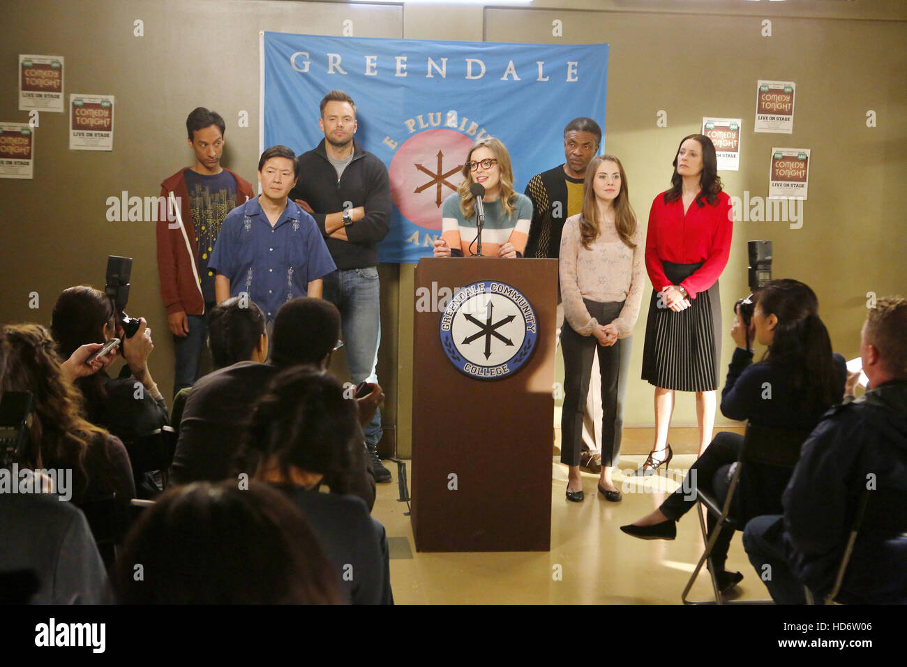 COMMUNITY, l-r: Danny Pudi, Ken Jeong, Joel McHale, Gillian Jacobs ...