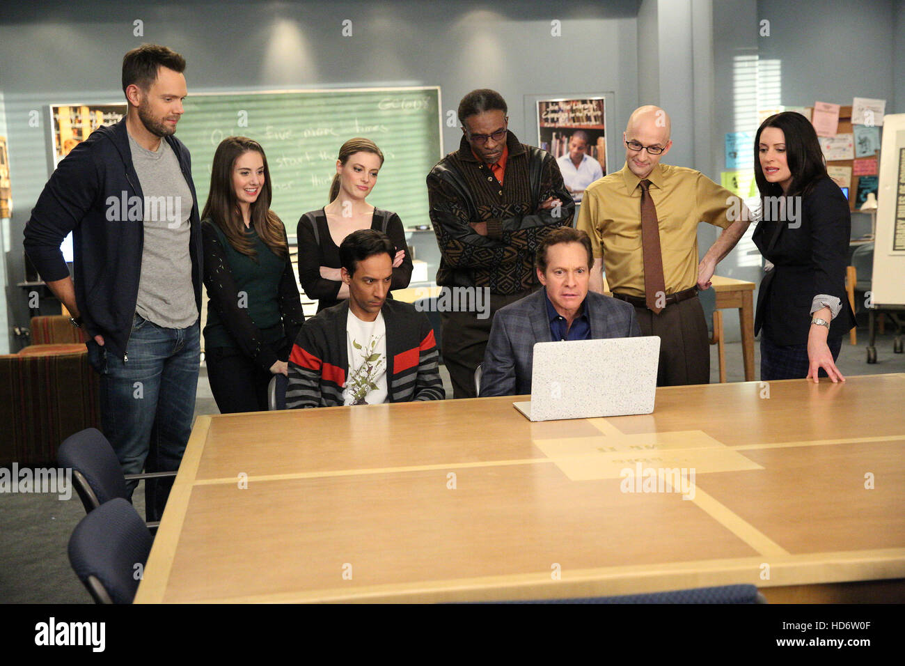 COMMUNITY, l-r: Joel McHale, Alison Brie, Gillian Jacobs, Danny Pudi ...