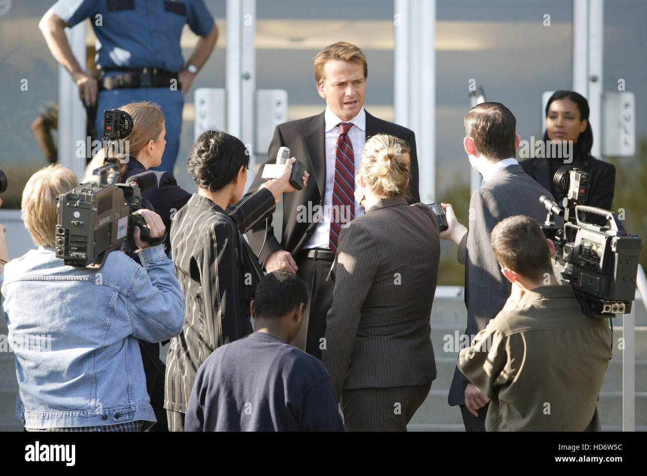 THE DEAD ZONE, Sean Patrick Flannery (center), 'Vortex', (Season 5 ...