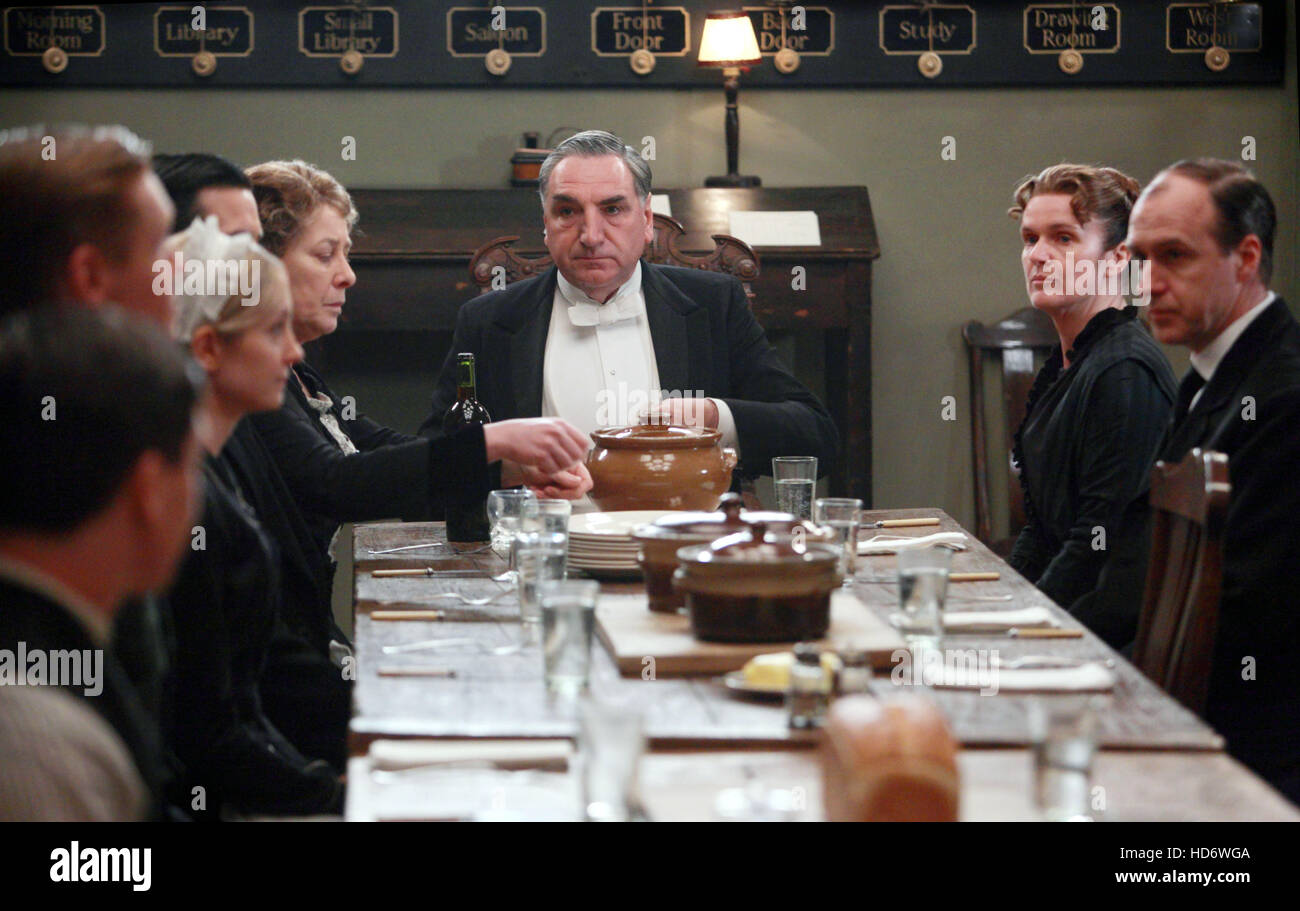 DOWNTON ABBEY, l-r: Joanne Froggatt, Rob James-Collier, Phyllis Logan ...