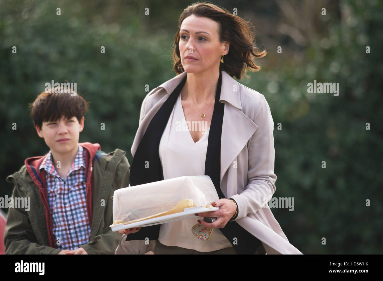 DOCTOR FOSTER: A WOMAN SCORNED, (from left): Tom Taylor, Suranne Jones ...