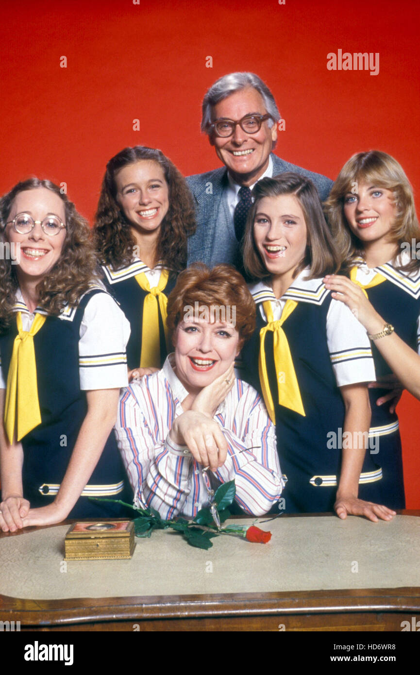 DOROTHY, (standing): Susan Brecht, Michele Greene, Russell Nype, Linda ...