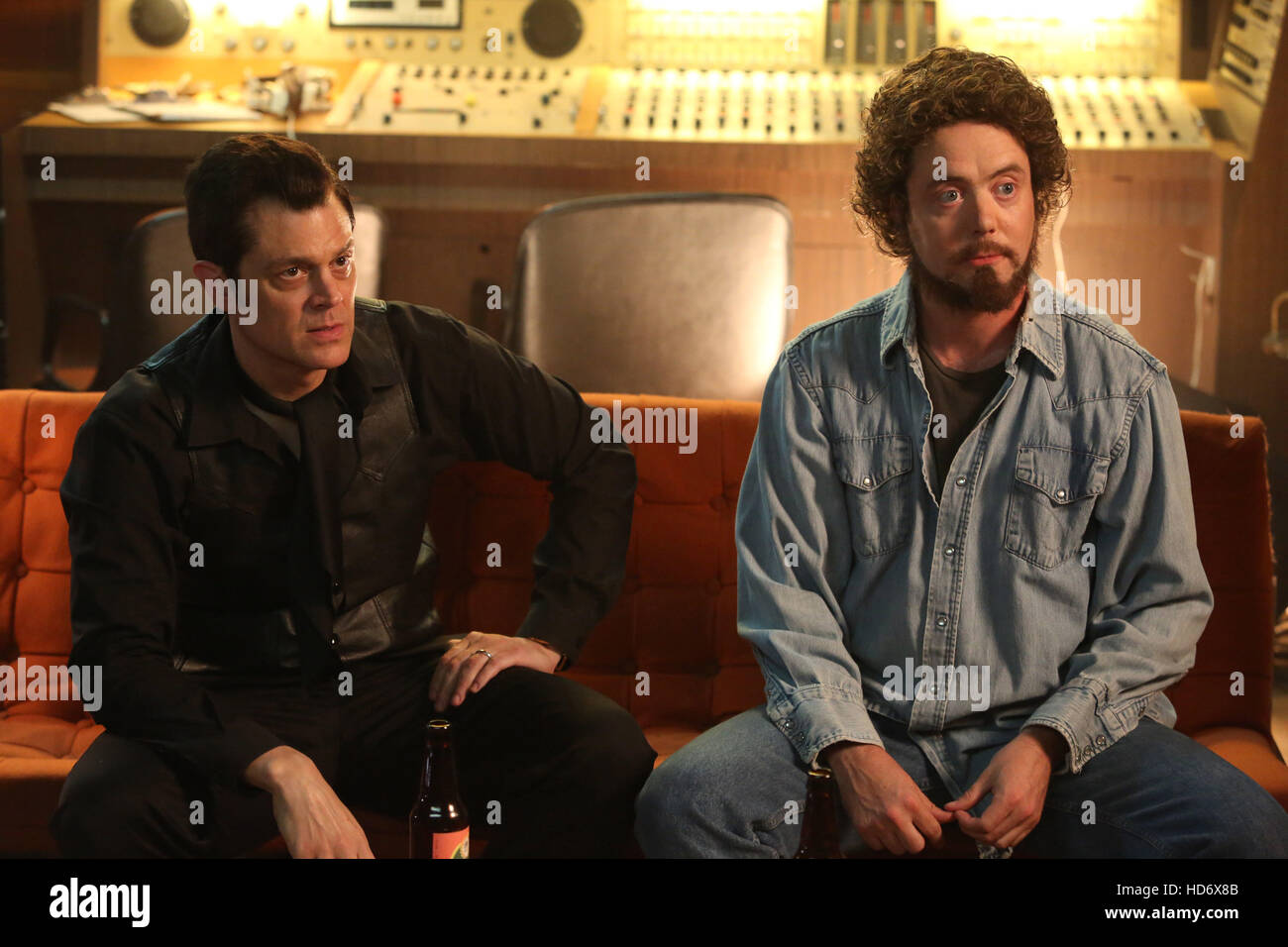 DRUNK HISTORY, (from left): Johnny Knoxville (as Johnny Cash), Jon Daly ...