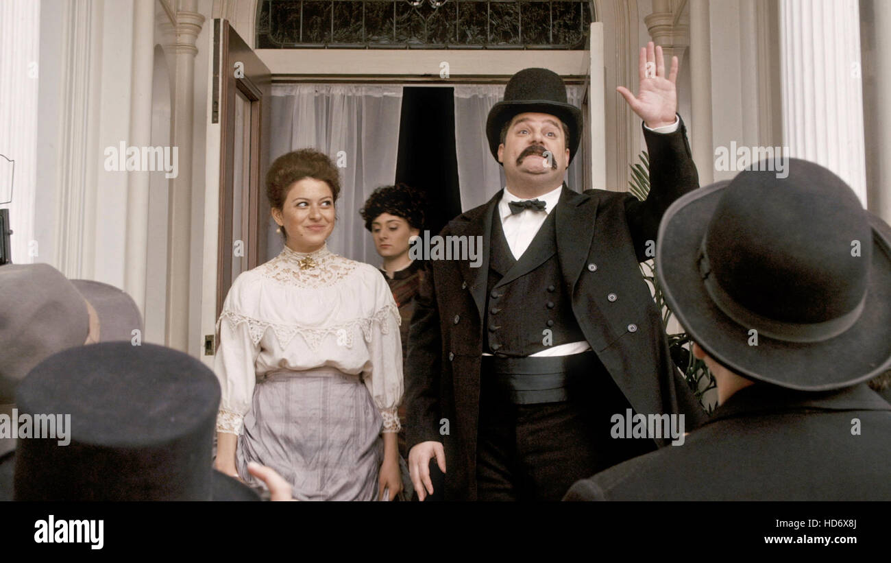 DRUNK HISTORY, (from left): Alia Shawkat (as Frances Cleveland), Bobby ...