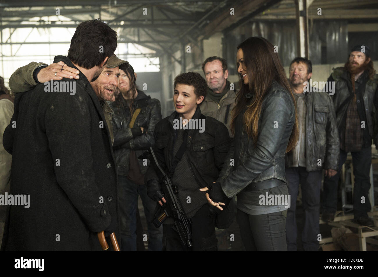 FALLING SKIES, Will Patton (2nd from left), Maxim Knight (center), Moon ...