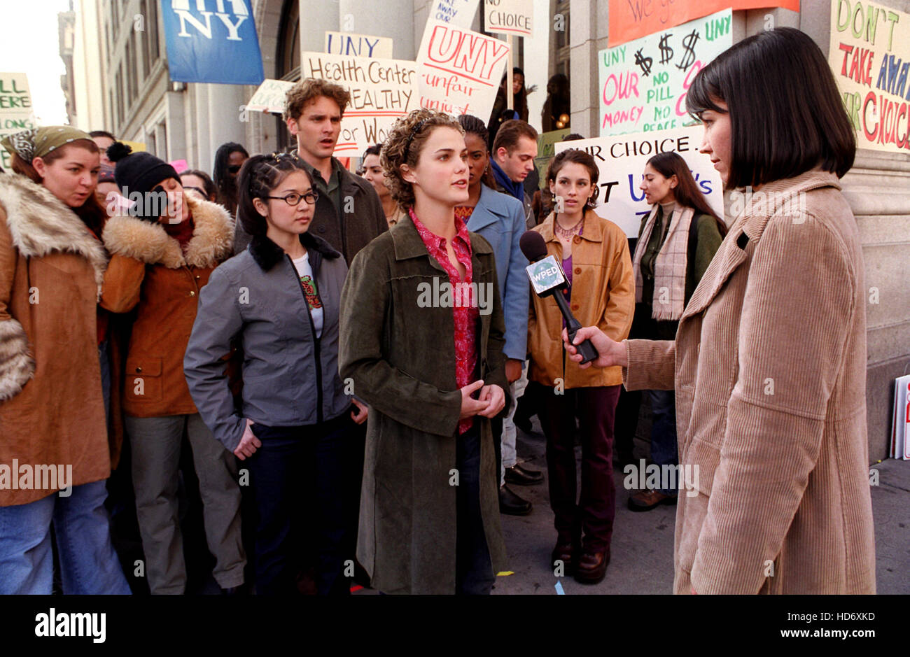 FELICITY, Keiko Agena (wearing glasses), Chris Martin, Keri Russell ...