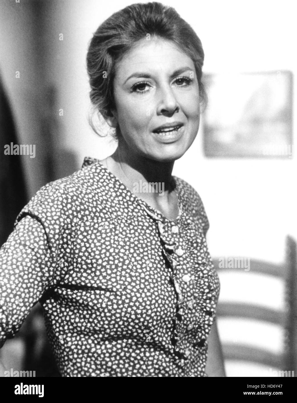 THE WALTONS, Michael Learned, 1972-81 Stock Photo - Alamy THE WALTONS, Michael Learned, 1972-81 Stock Photo - Alamy