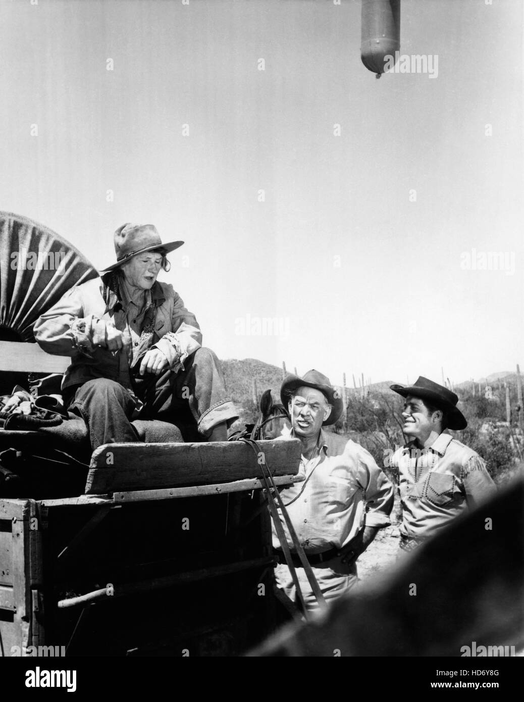 WAGON TRAIN, Marjorie Main, Ward Bond, Robert Horton, 'The Cassie ...