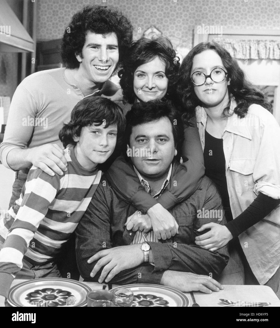 WE'LL GET BY, background from left: Jerry Houser, Mitzi Hoag, Devon ...