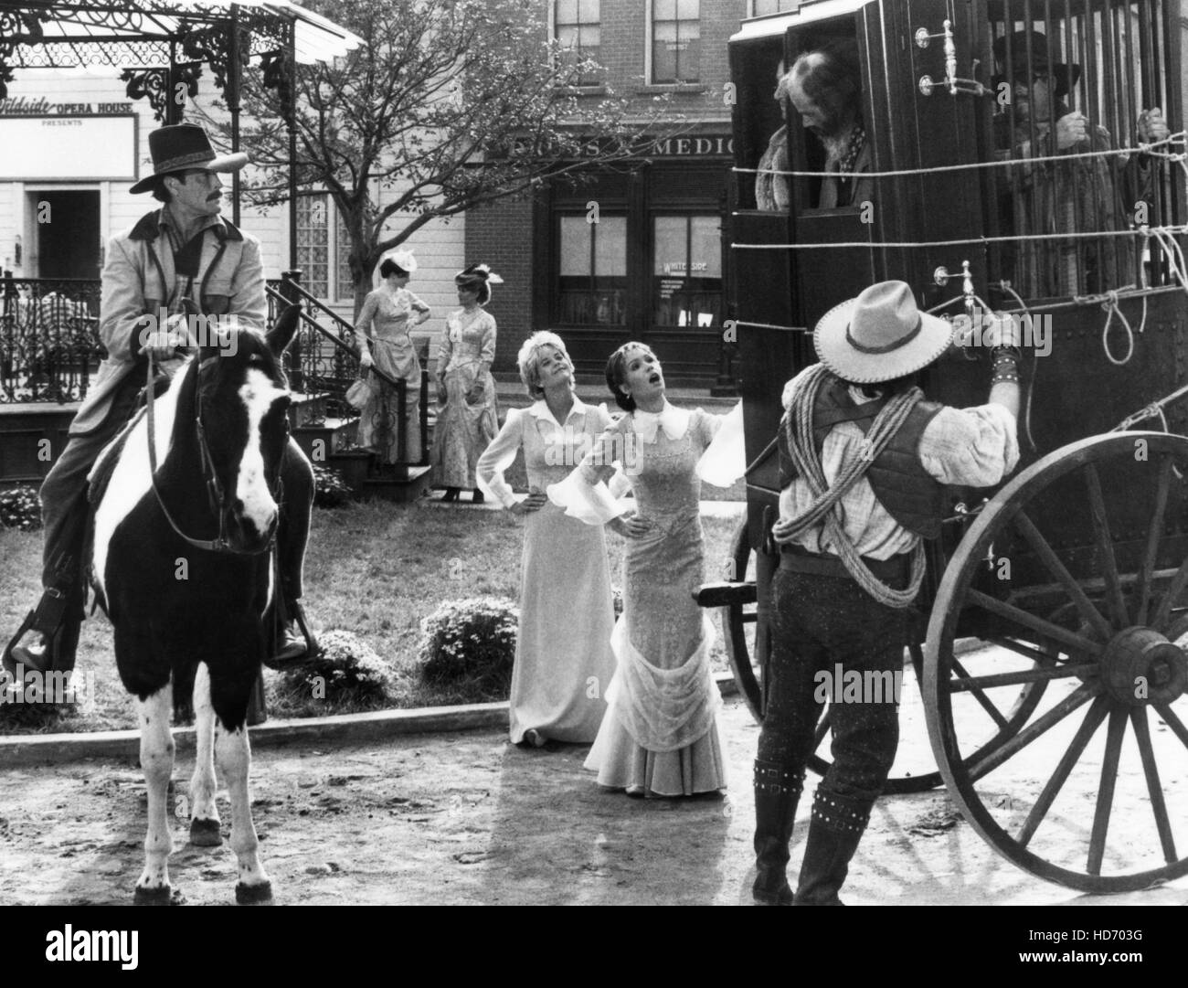 WILDSIDE, (l-r): William Smith, Meg Ryan, Robin Hoff, Terry Funk in ...