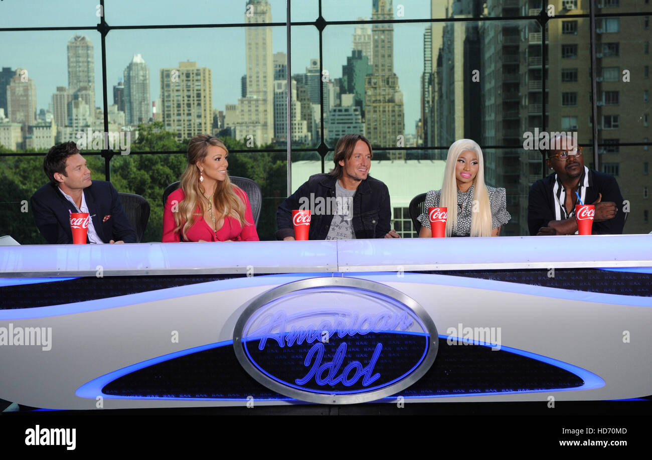 AMERICAN IDOL: SEASON 12, l-r: Ryan Seacrest, Mariah Carey, Keith Urban ...