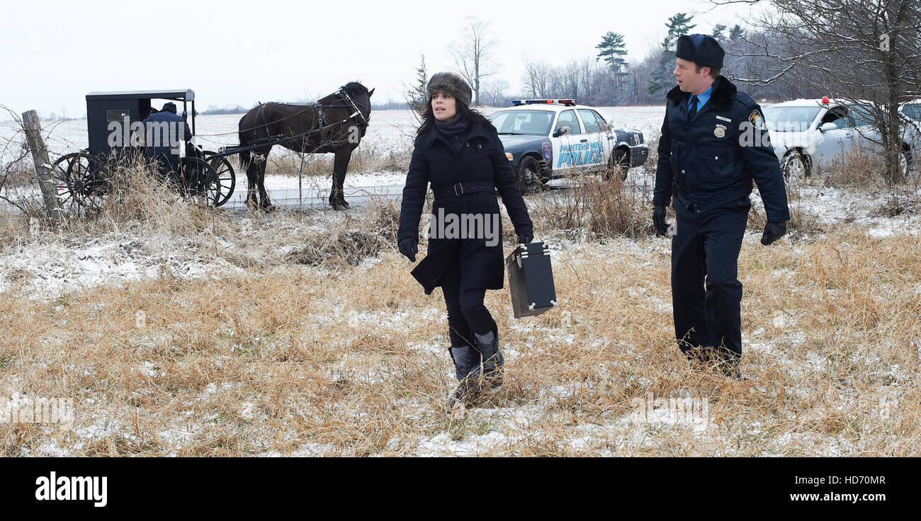 AN AMISH MURDER, left: Neve Campbell, 2013, ph: Sophie Giraud/©Lifetime ...