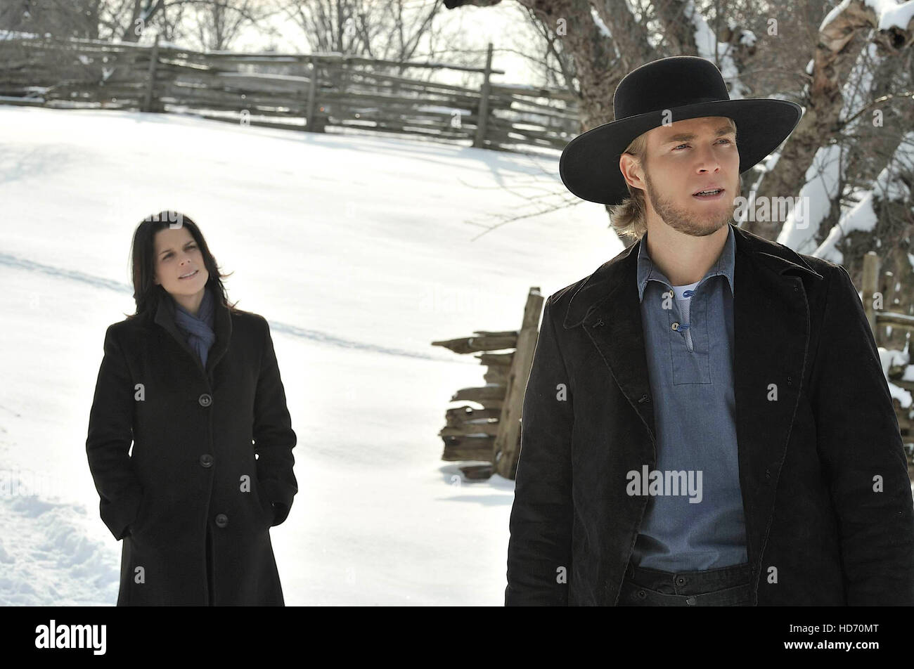 AN AMISH MURDER, l-r: Neve Campbell, Jilon Vanover, 2013, ph: Ben Mark ...