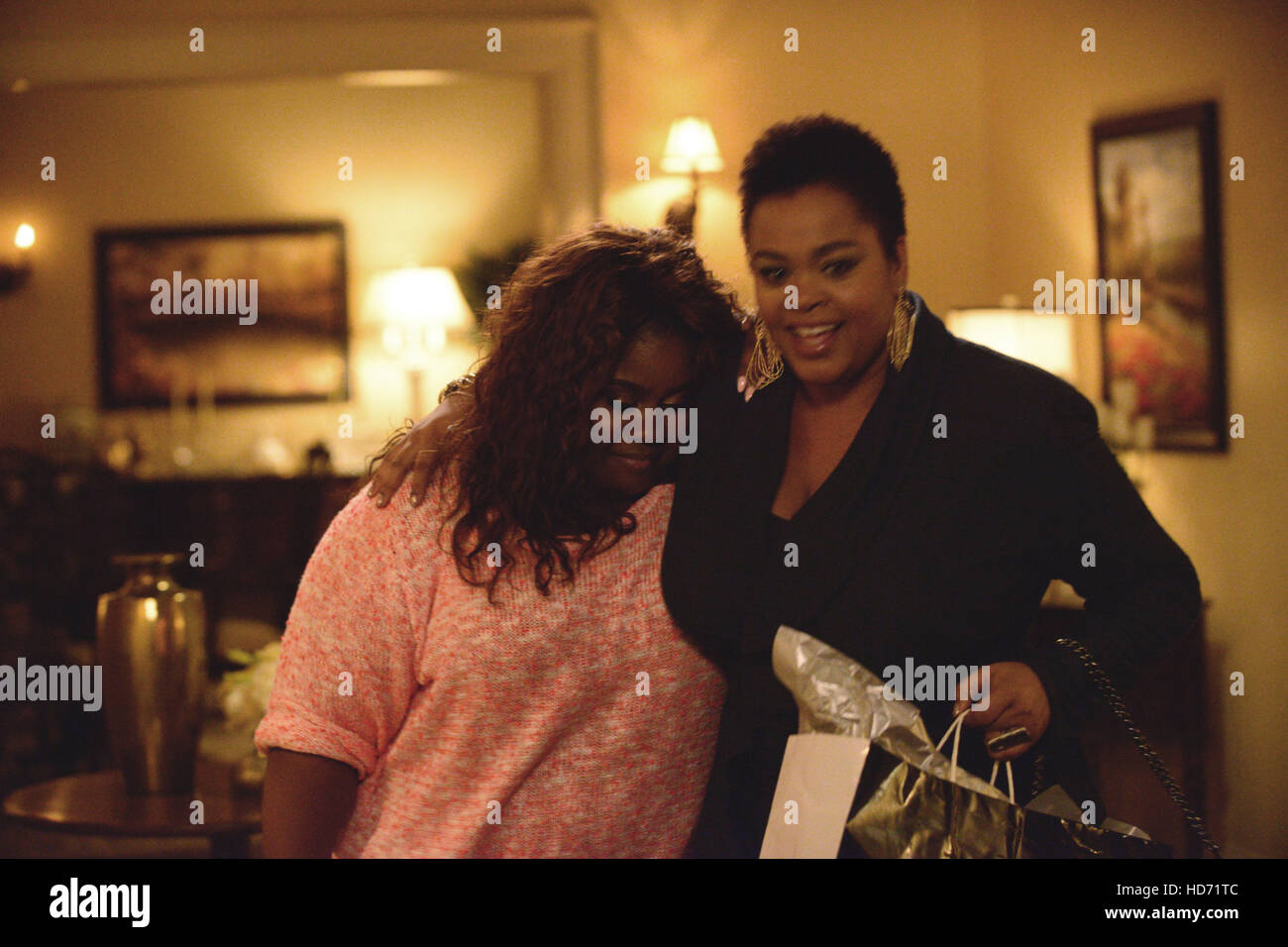 BEING MARY JANE, l-r: Raven Goodwin, Jill Scott in 'Hot Seat' (Season 3 ...