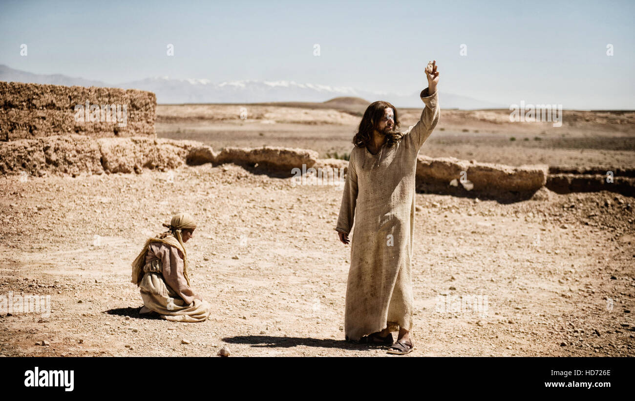 THE BIBLE, right: Diogo Morgado, 2013. photo: Joe Alblas / © A&E ...