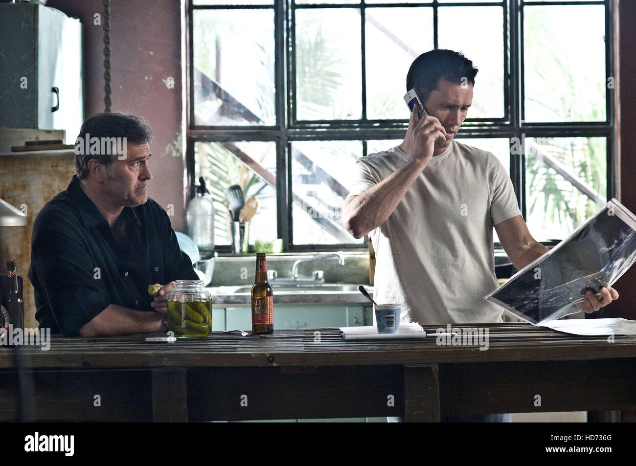 BURN NOTICE, Sharon Gless, , 2007-,. Photo: Justin Stephens / © USA ...