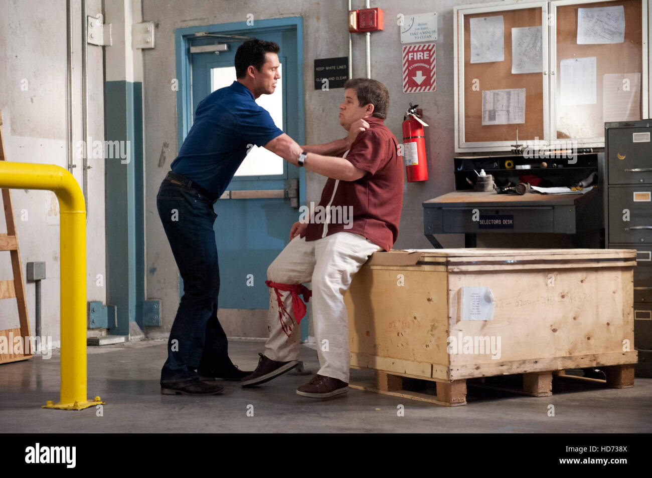 BURN NOTICE, l-r: Jeffrey Donovan, Patton Oswalt in 'Odd Man Out ...
