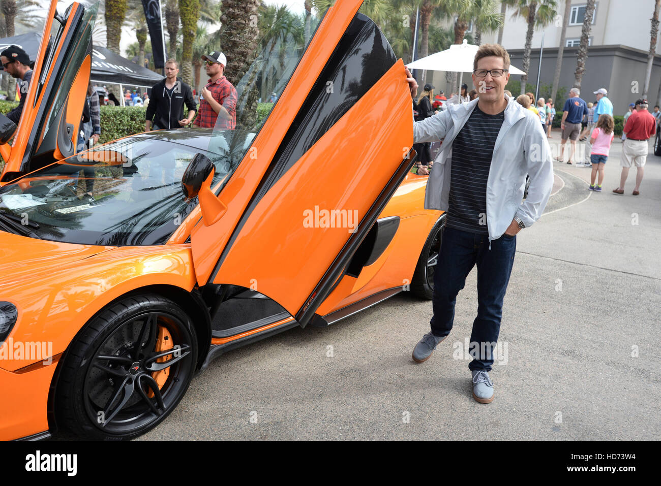 CAR MATCHMAKER WITH SPIKE FERESTEN, Spike Feresten, in 'Jerry Seinfeld ...