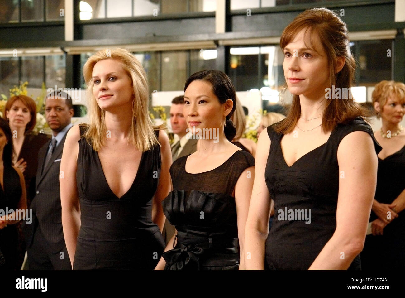 CASHMERE MAFIA, Bonnie Somerville, Lucy Liu, Frances O' Connor, 'Pilot ...