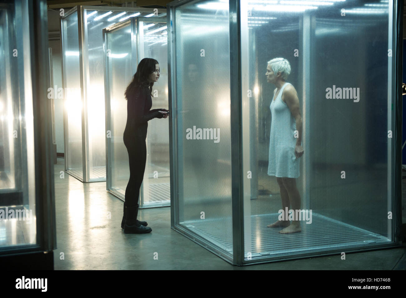 CONTINUUM, l-r: Rachel Nichols, Luvia Peterson in 'Minute by Minute ...