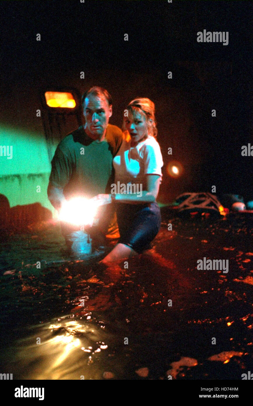 CREATURE, Craig T. Nelson, Kim Cattrall, 1998, (c)MGM Television ...