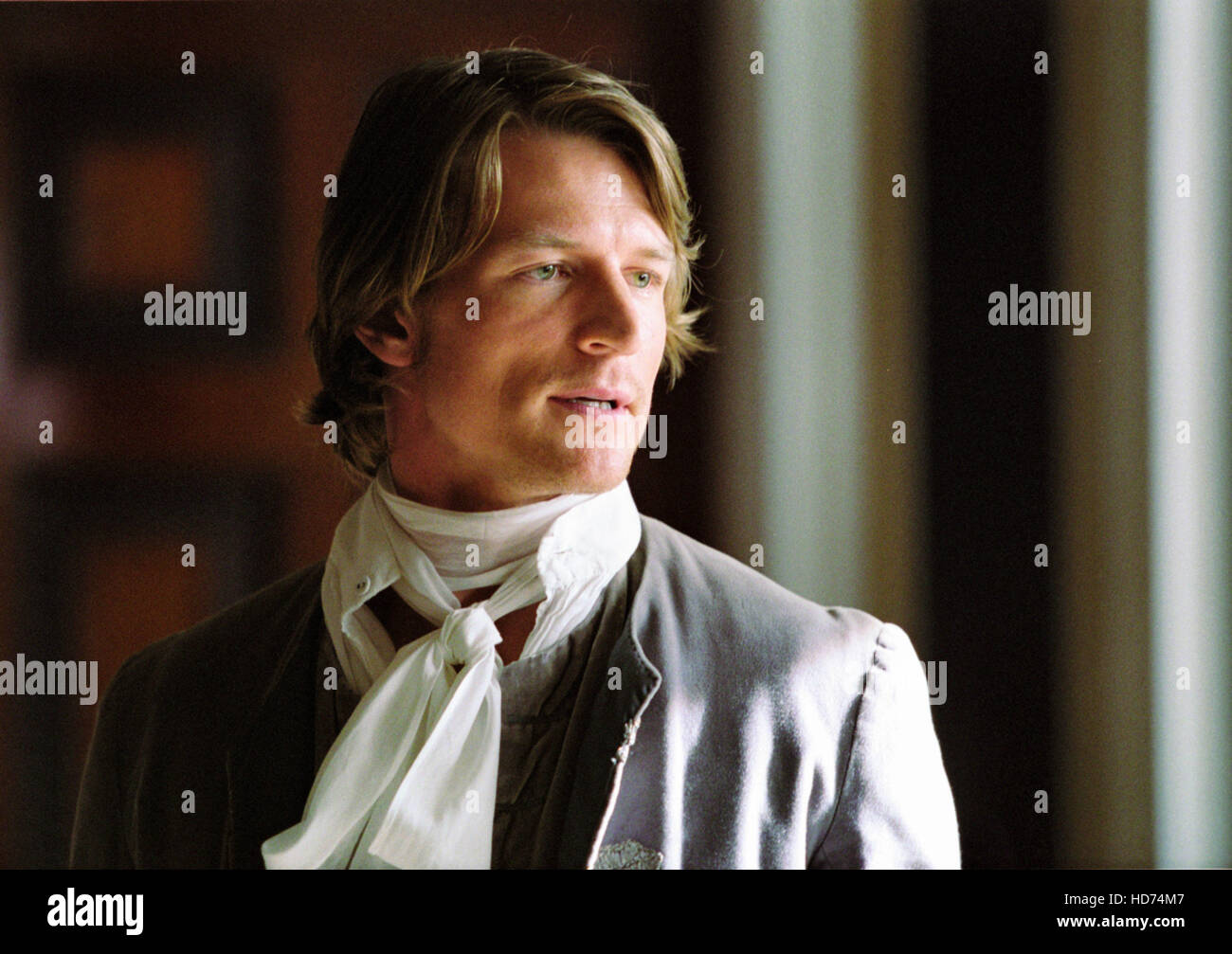 CRUSOE, Philip Winchester, 2008-09. photo: Paul Chedlow / © NBC ...