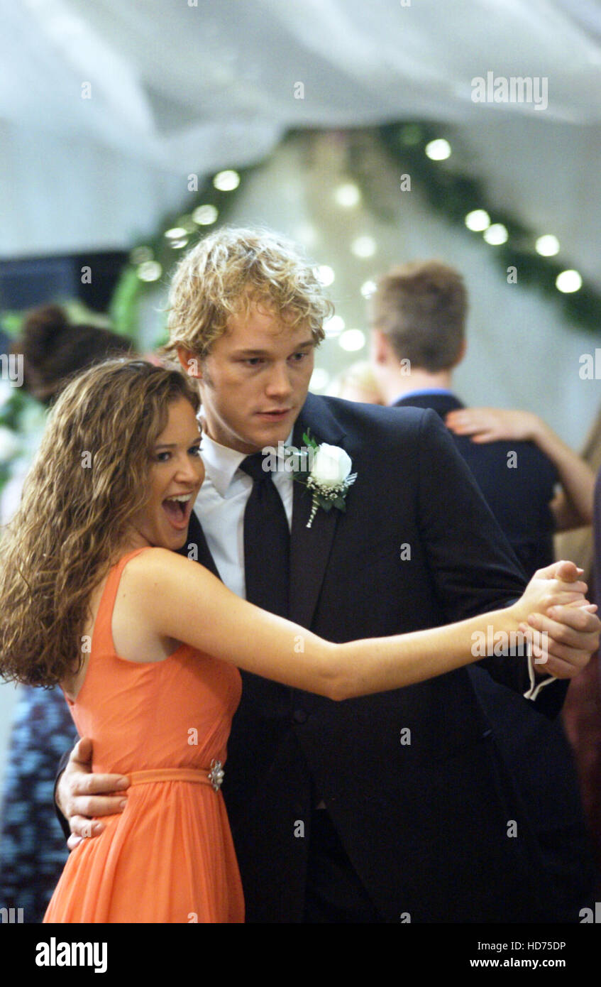 EVERWOOD, Sarah Drew, Chris Pratt, 'A Kiss To Build A Dream On ...