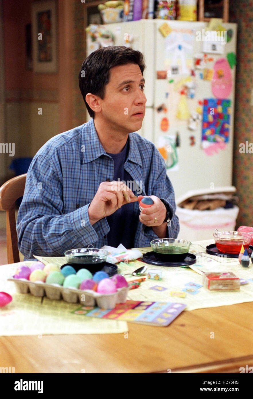 EVERYBODY LOVES RAYMOND, Ray Romano, 1996-2005, © CBS / Courtesy ...