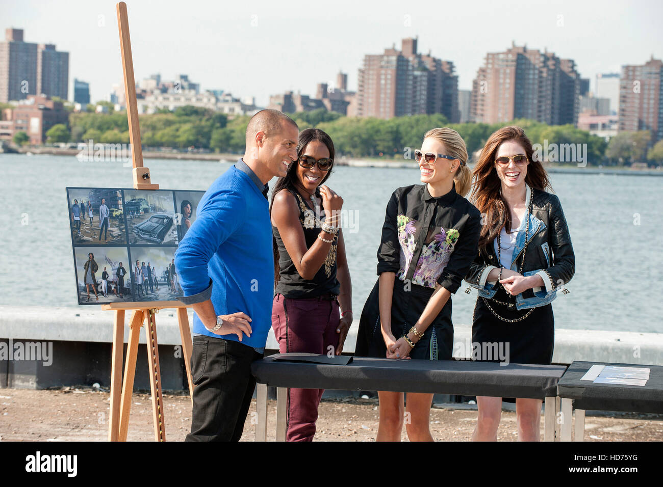 THE FACE, l-r: Nigel Barker, Naomi Campbell, Karolina Kurkova, Coco ...