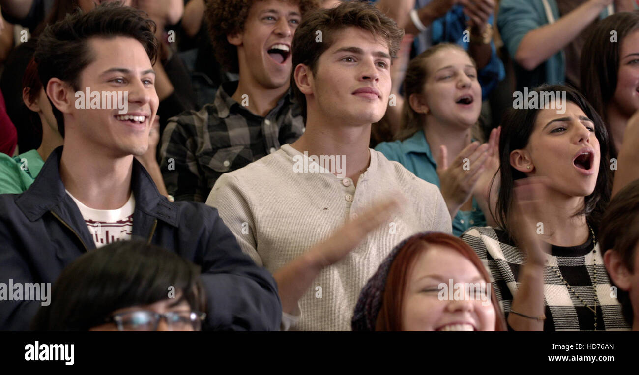 FAKING IT, Michael Willet (left), Gregg Sulkin (center), (Season 1 ...